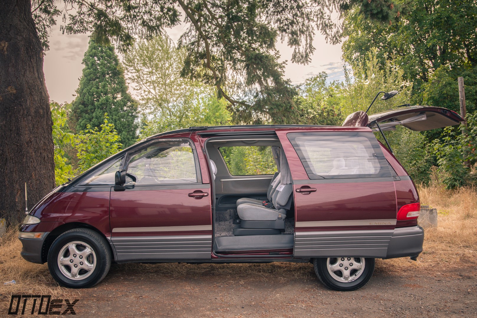 1992 Toyota Previa Emina Van - OttoEx