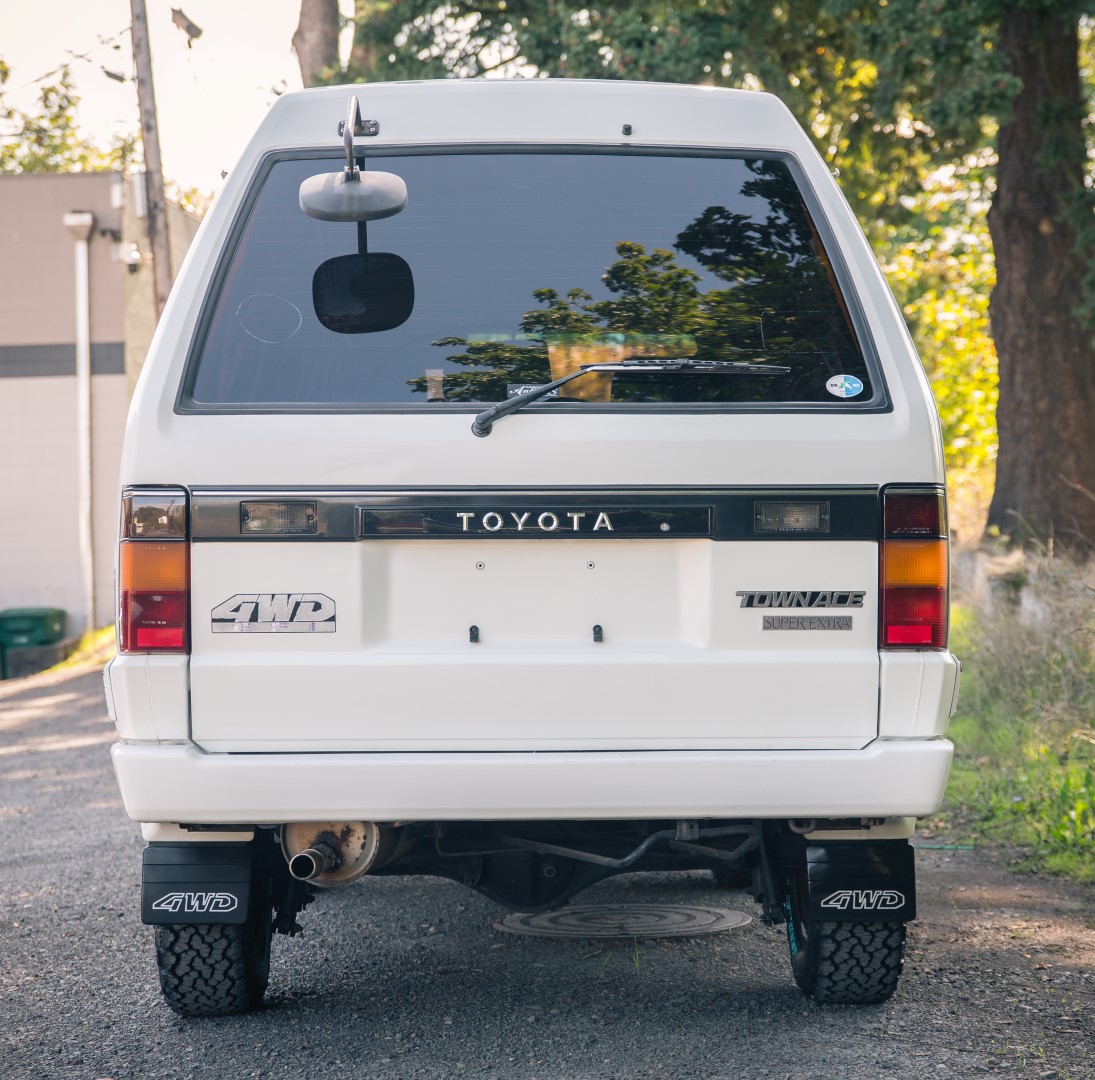 1988 Toyota Townace White Extra - OttoEx