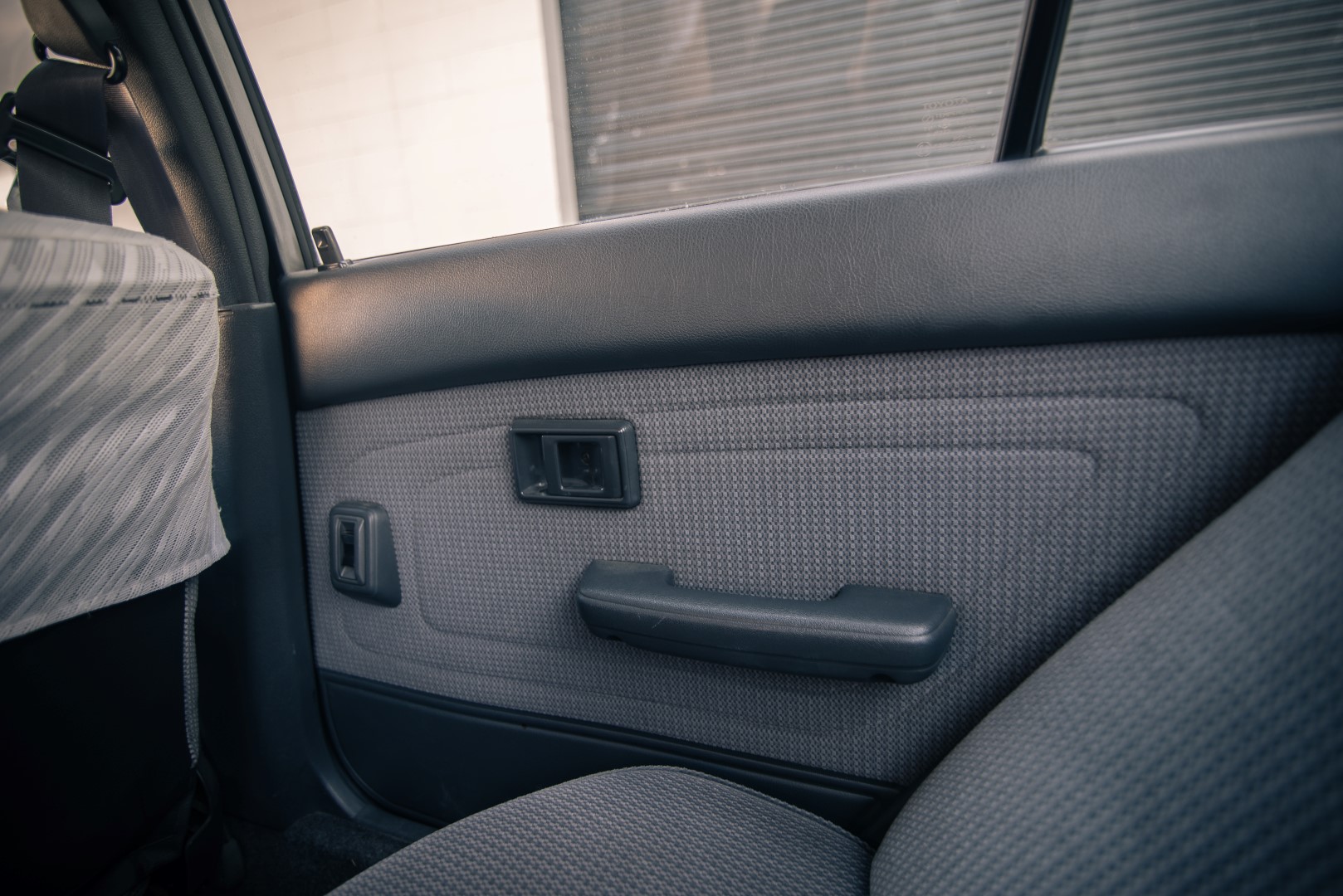 1991 Toyota Corolla XE Saloon - OttoEx